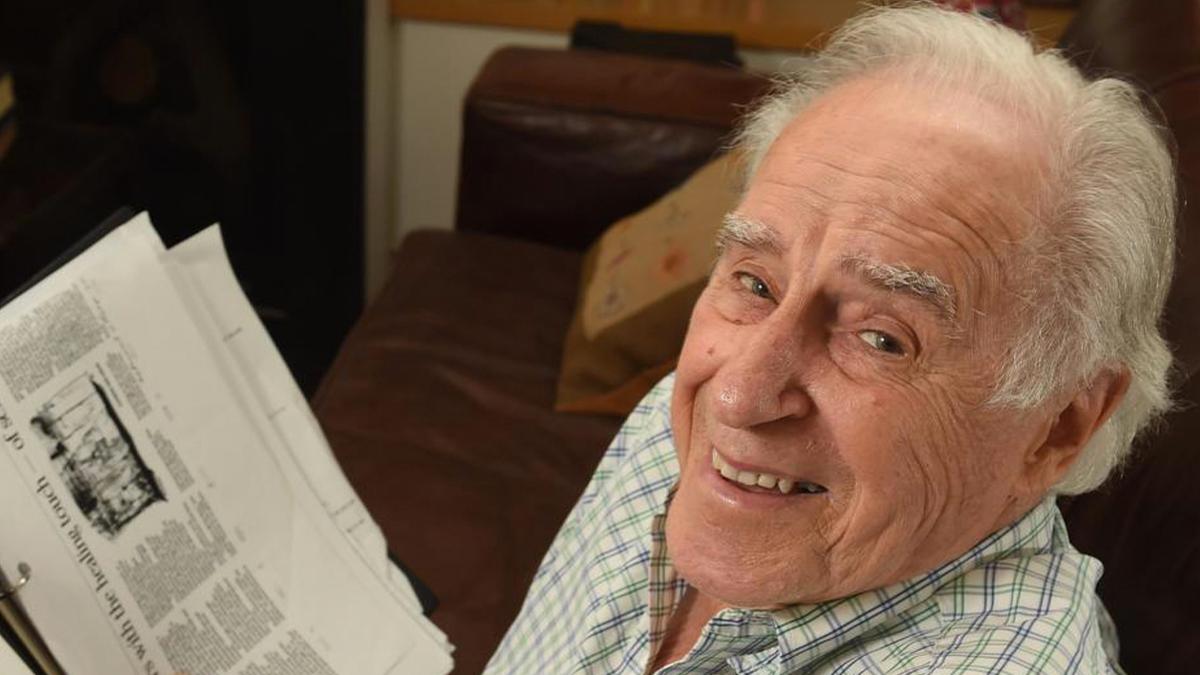 Prisoner's Alan Hopgood Dies At 87