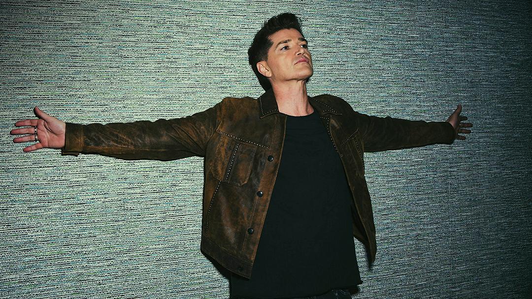 GOLD CLUB Giveaway: Win Tickets to see The Script LIVE!